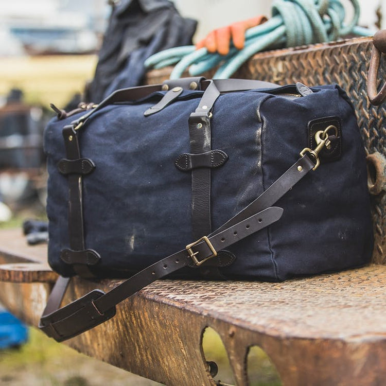 Filson Duffle Bag Medium Navy – Red Wing Shoe Store Vienna